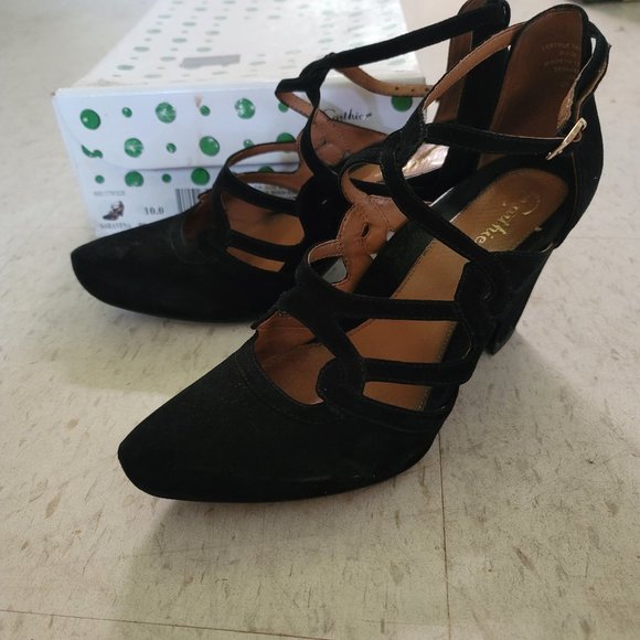 Earth | Shoes | Earth Black Heels Size | Poshmark